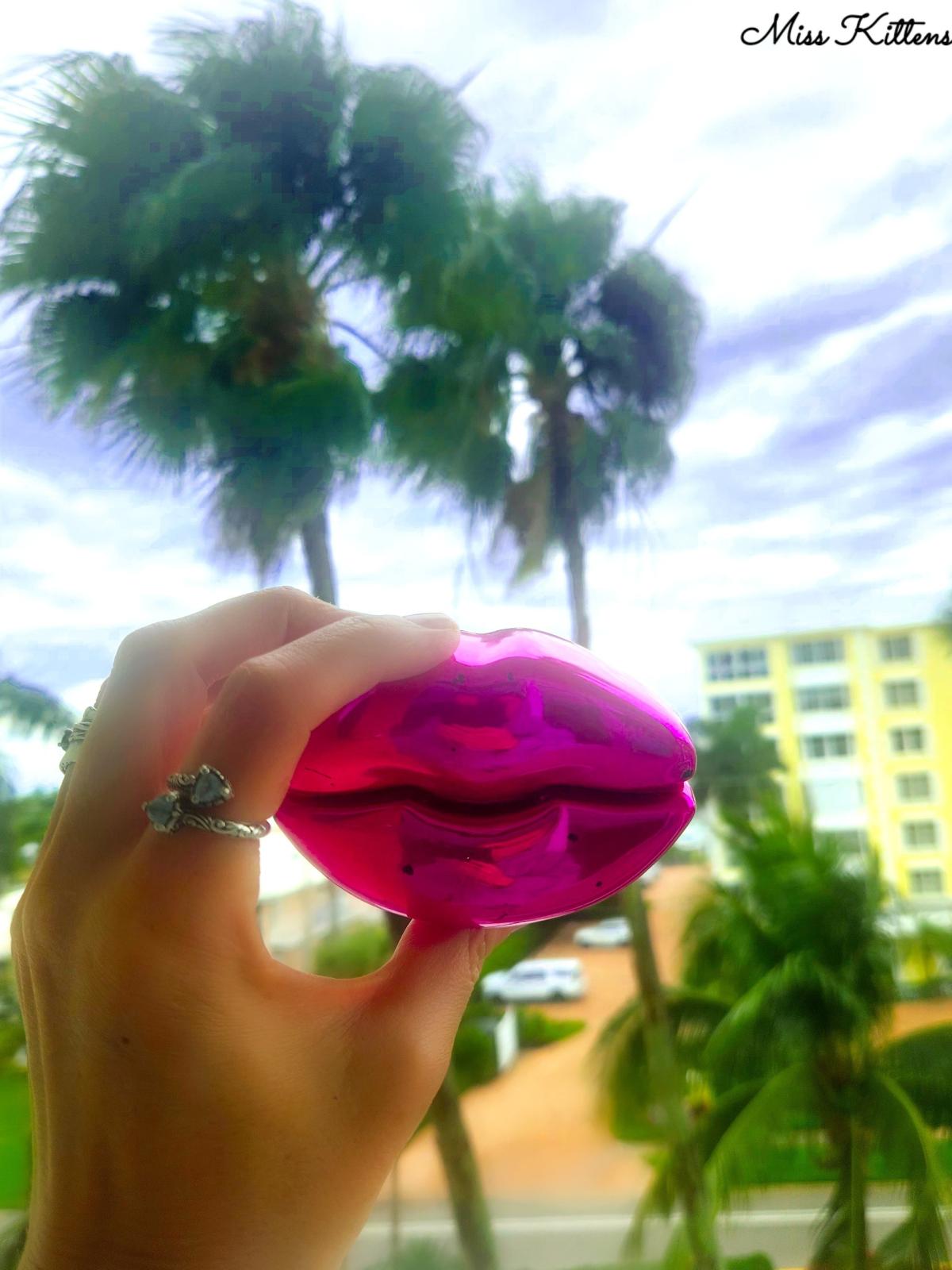 Pink Lips KKW Fragrance parfum - een geur voor dames 2019