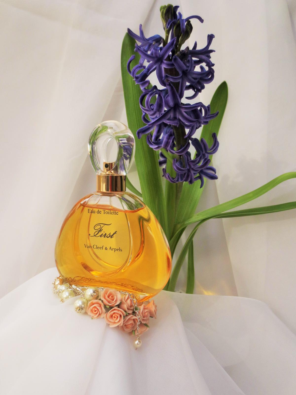 First Van Cleef & Arpels - una fragranza da donna 1976