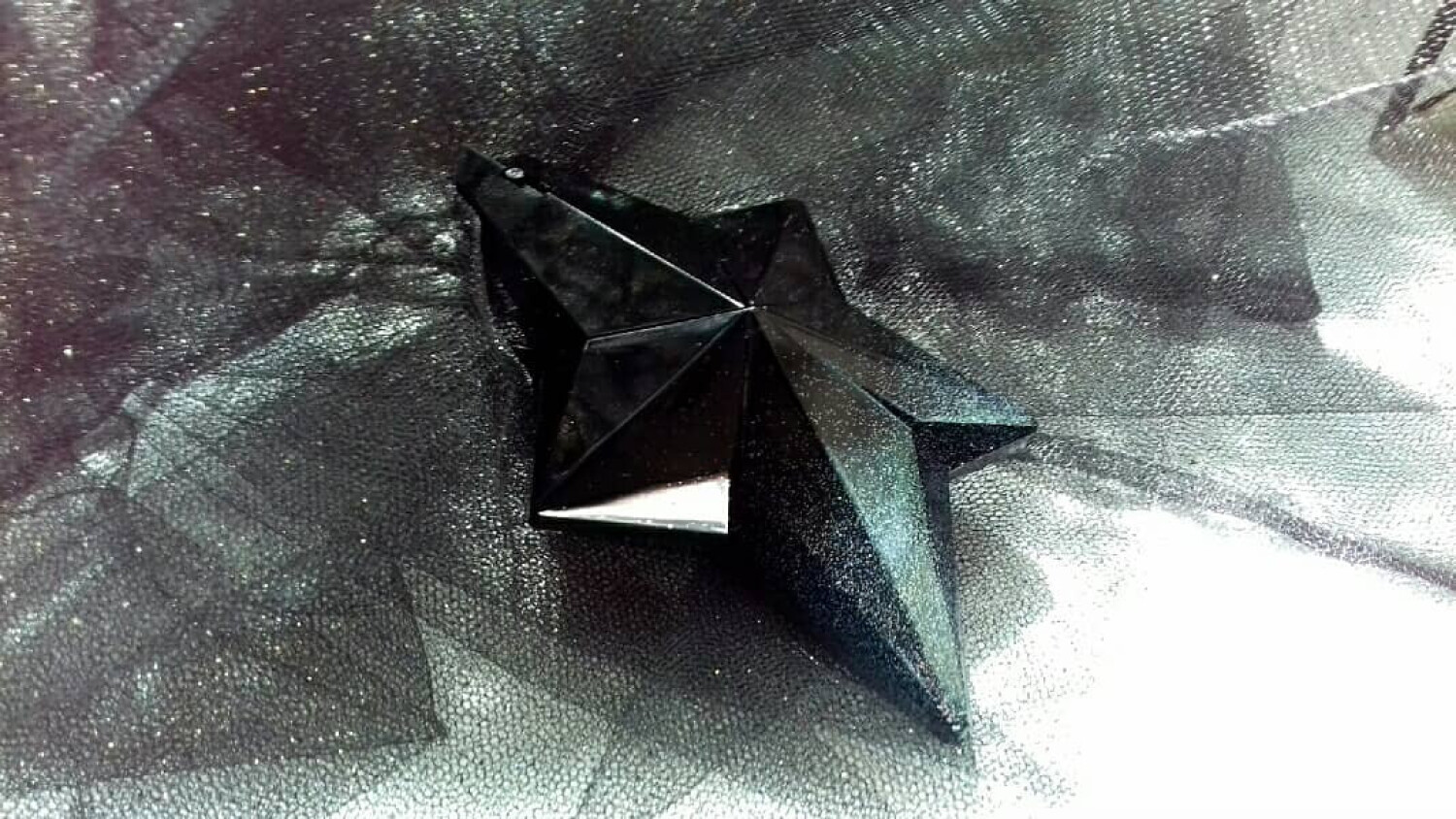 Angel Glamorama Mugler - una fragranza da donna 2014