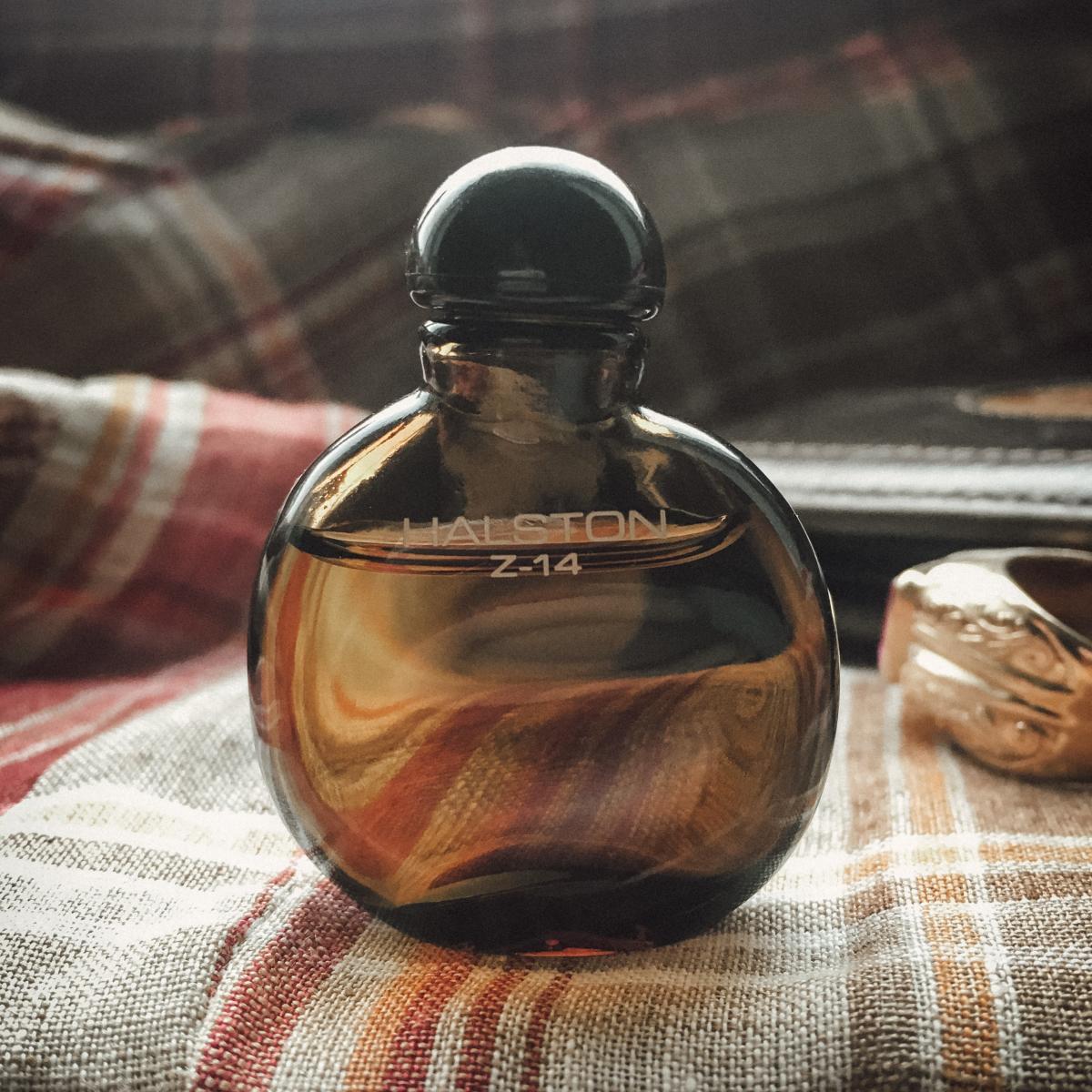 Halston Z14 Halston Cologne - ein es Parfum für Männer 1974