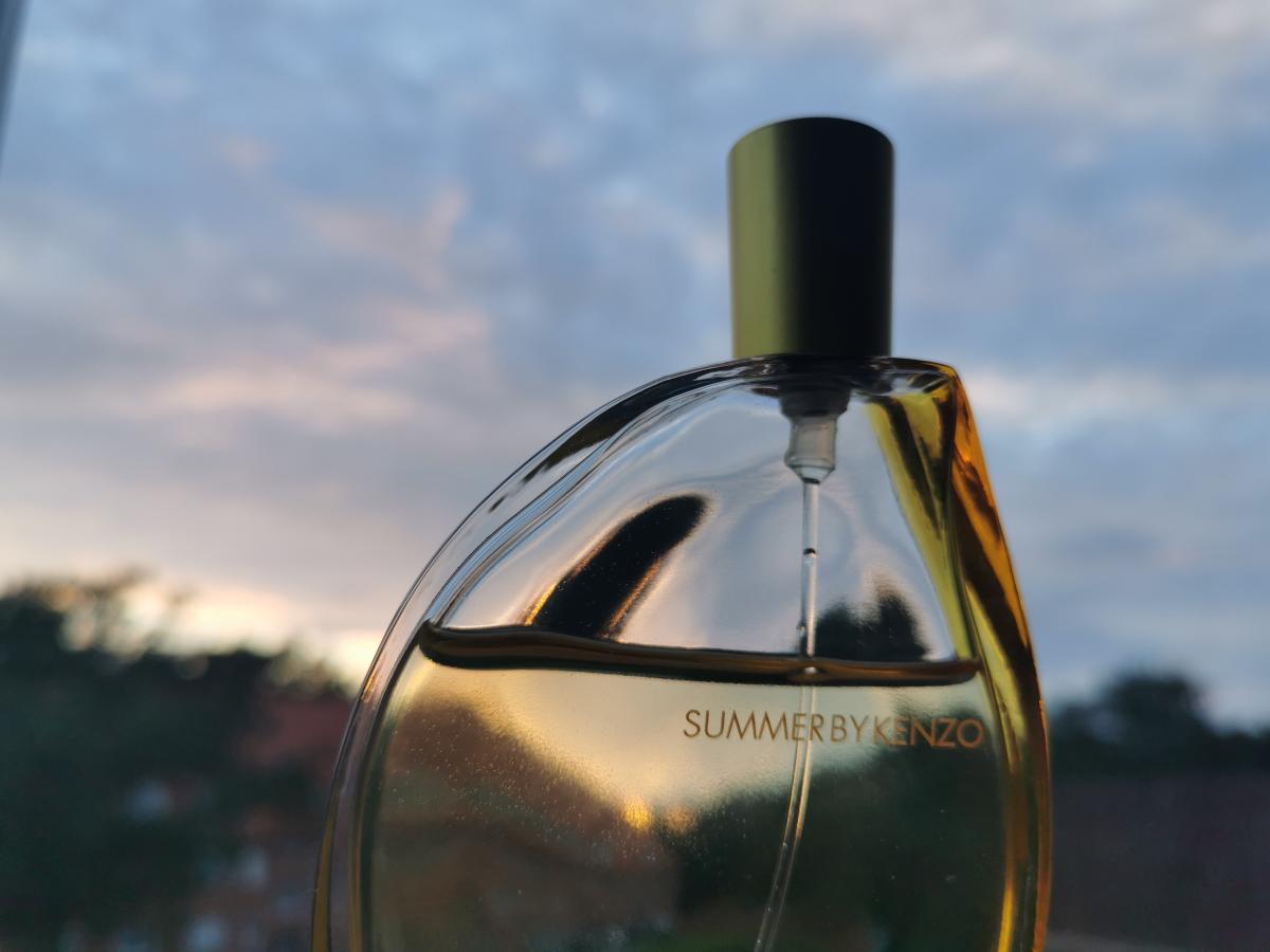 Summer by Kenzo Kenzo perfume - a fragrância Feminino 2005