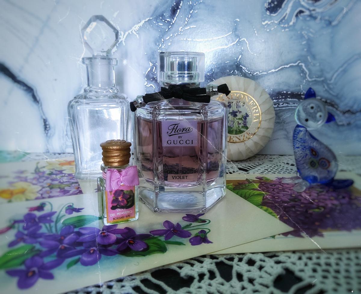 Flora by Gucci Generous Violet Gucci 香水 - 一款 2012年 女用 香水