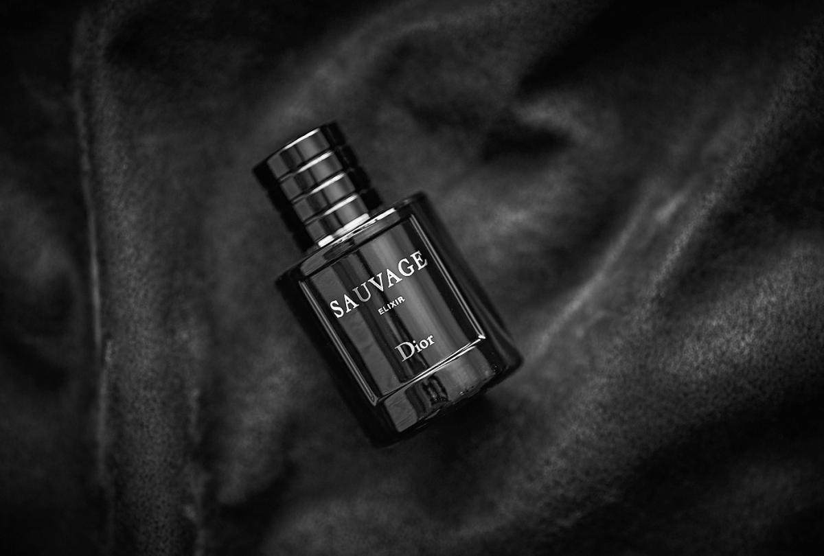Sauvage Elixir Dior Cologne - un parfum pour homme 2021