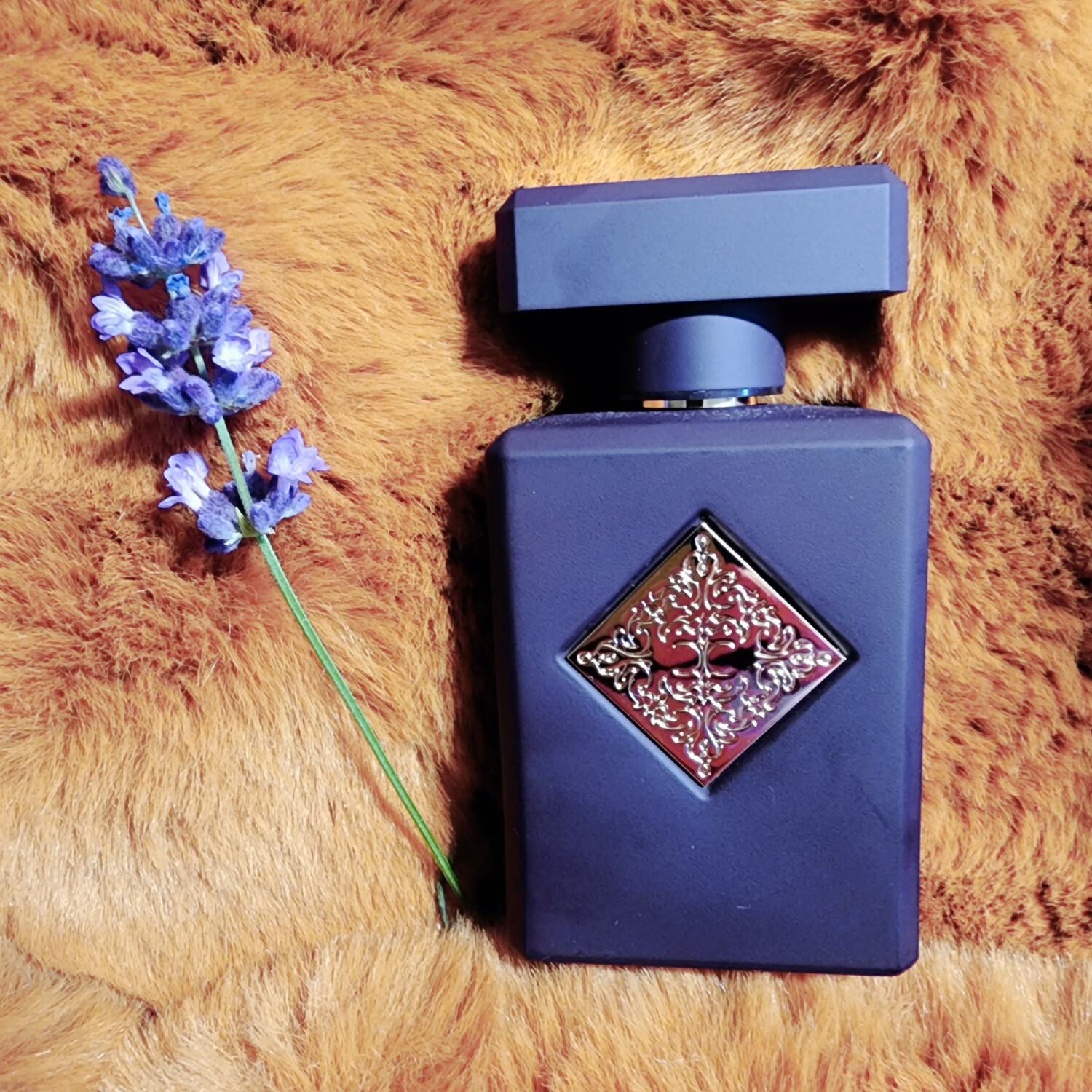 Side Effect Initio Parfums Prives perfume - a fragrância Compartilhável ...
