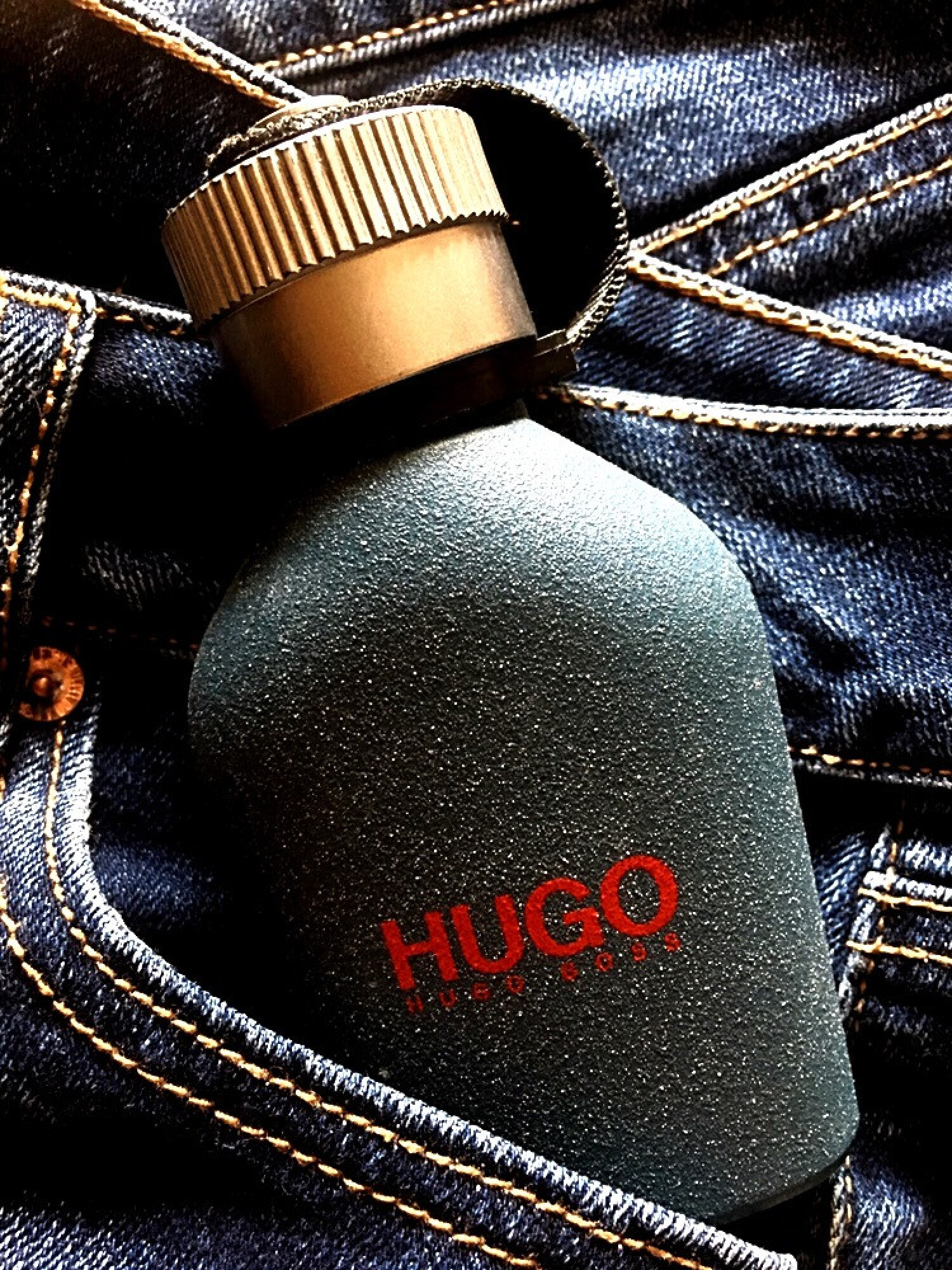 Hugo Urban Journey Hugo Boss Colonia - una fragancia para Hombres 2018