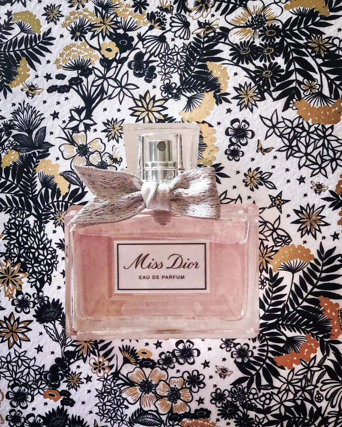 Miss Dior Eau de Parfum (2021) Dior fragancia - una fragancia para ...