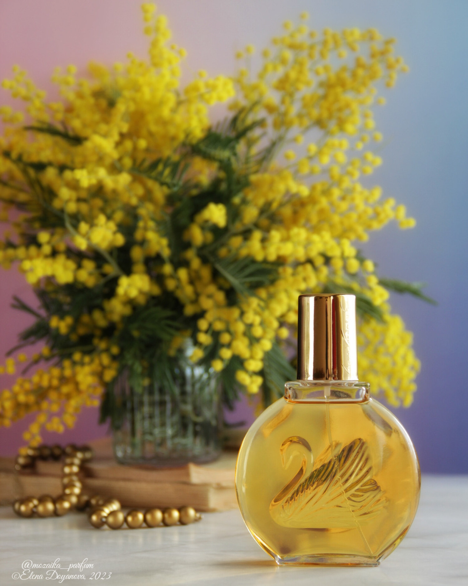 Vanderbilt Gloria Vanderbilt Parfum - ein es Parfum für Frauen 1982