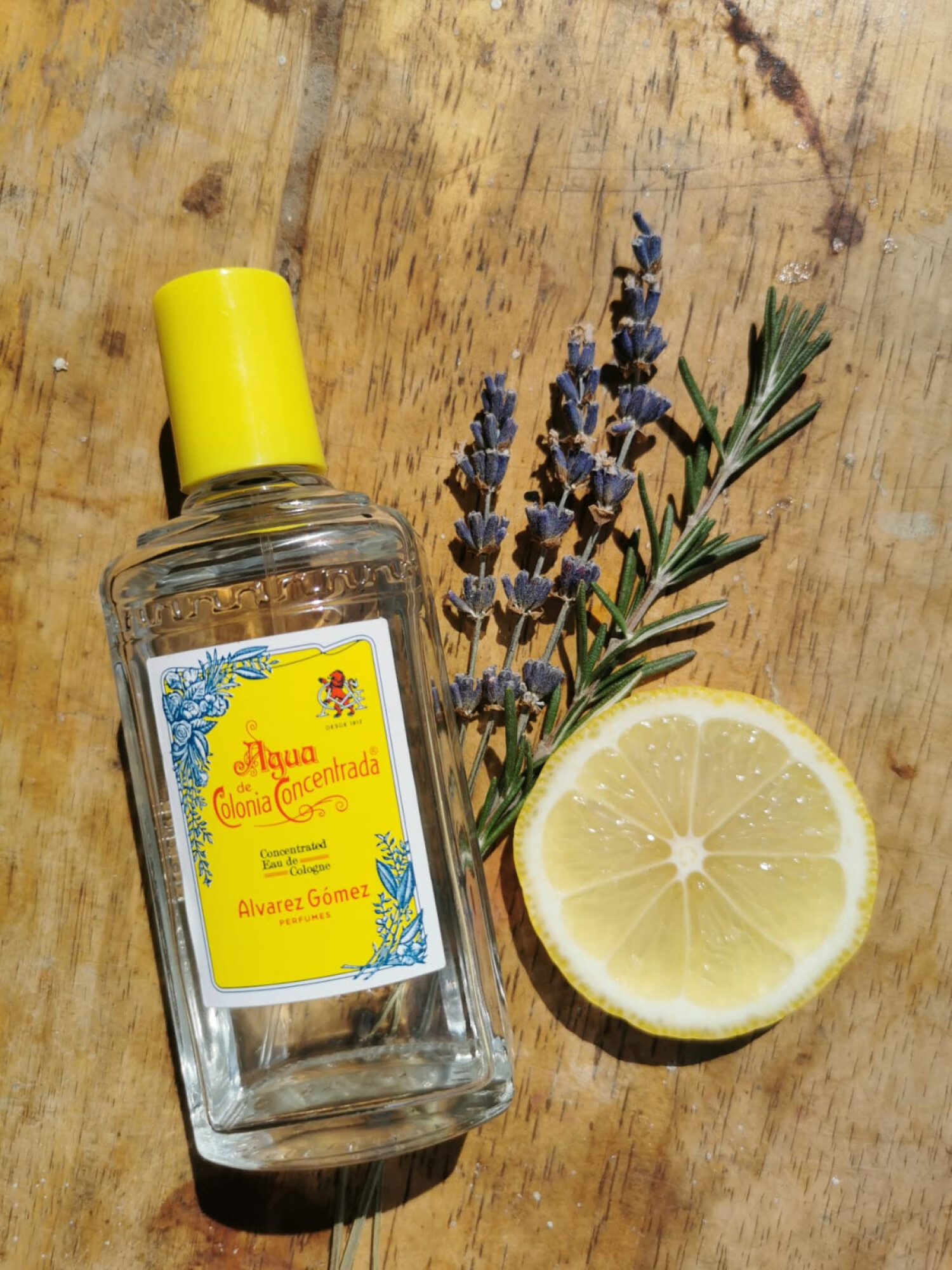Agua de Colonia Concentrada Alvarez Goméz perfume - a fragrância ...