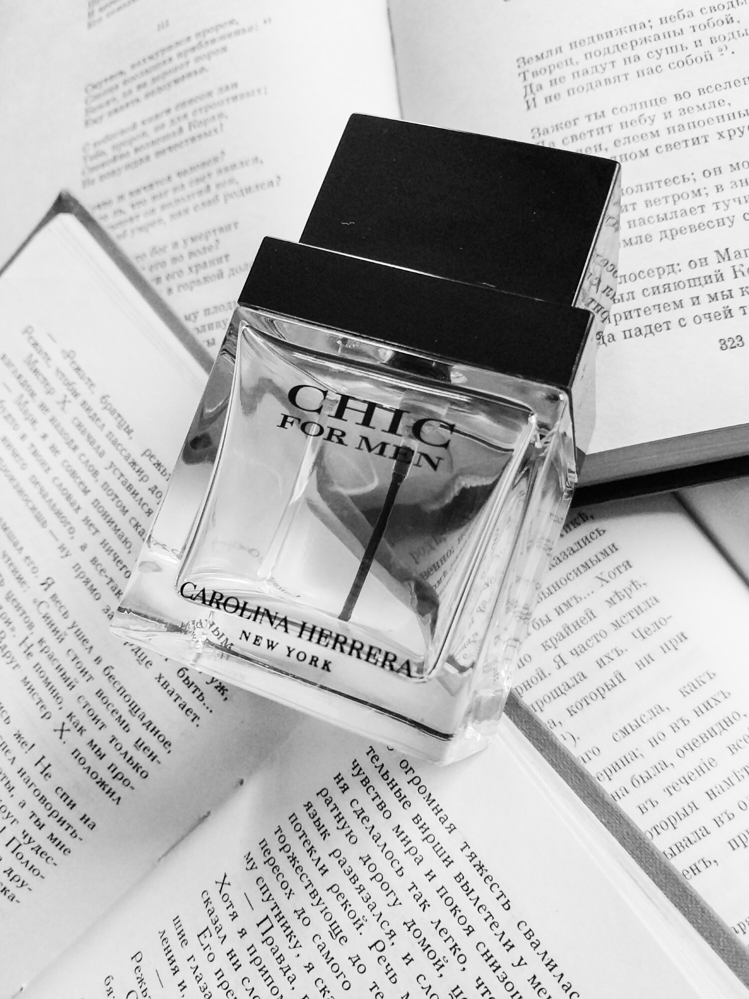 Chic For Men Carolina Herrera Colônia - a fragrância Masculino 2003