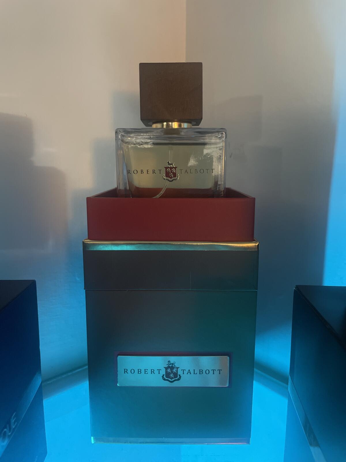 Robert Talbott Robert Talbott үнэртэн - a сүрчиг эрэгтэй