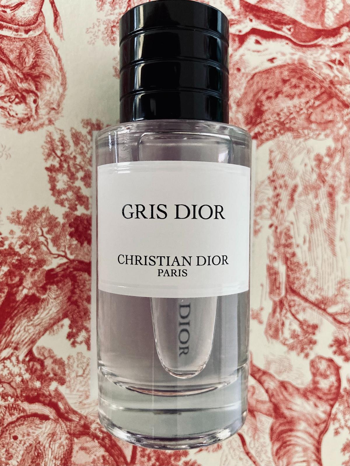 Gris Dior Dior fragancia - una fragancia para Hombres y Mujeres 2017