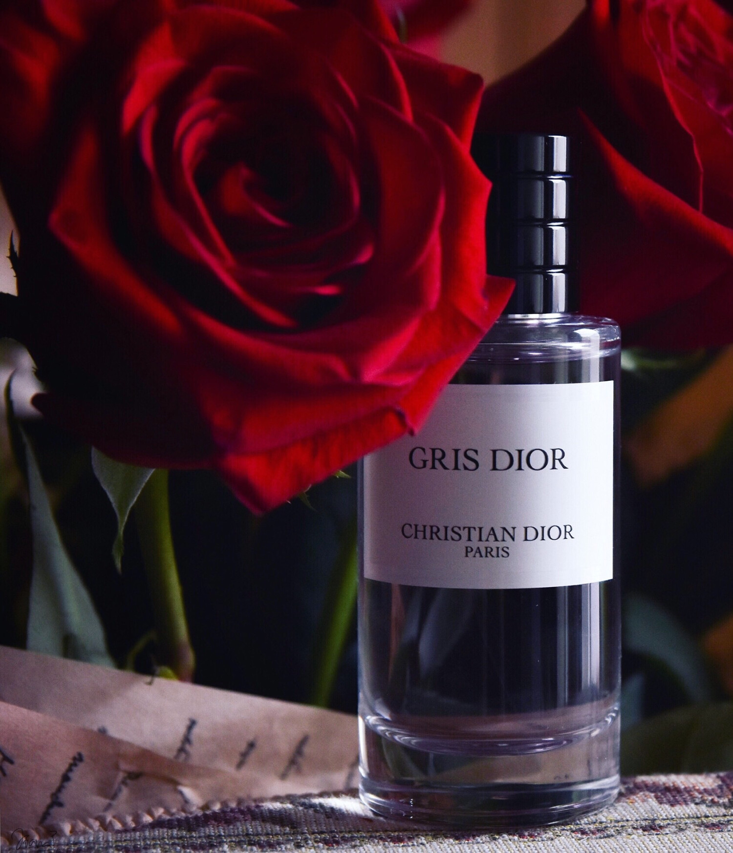 Gris Dior Dior - una fragranza unisex 2017
