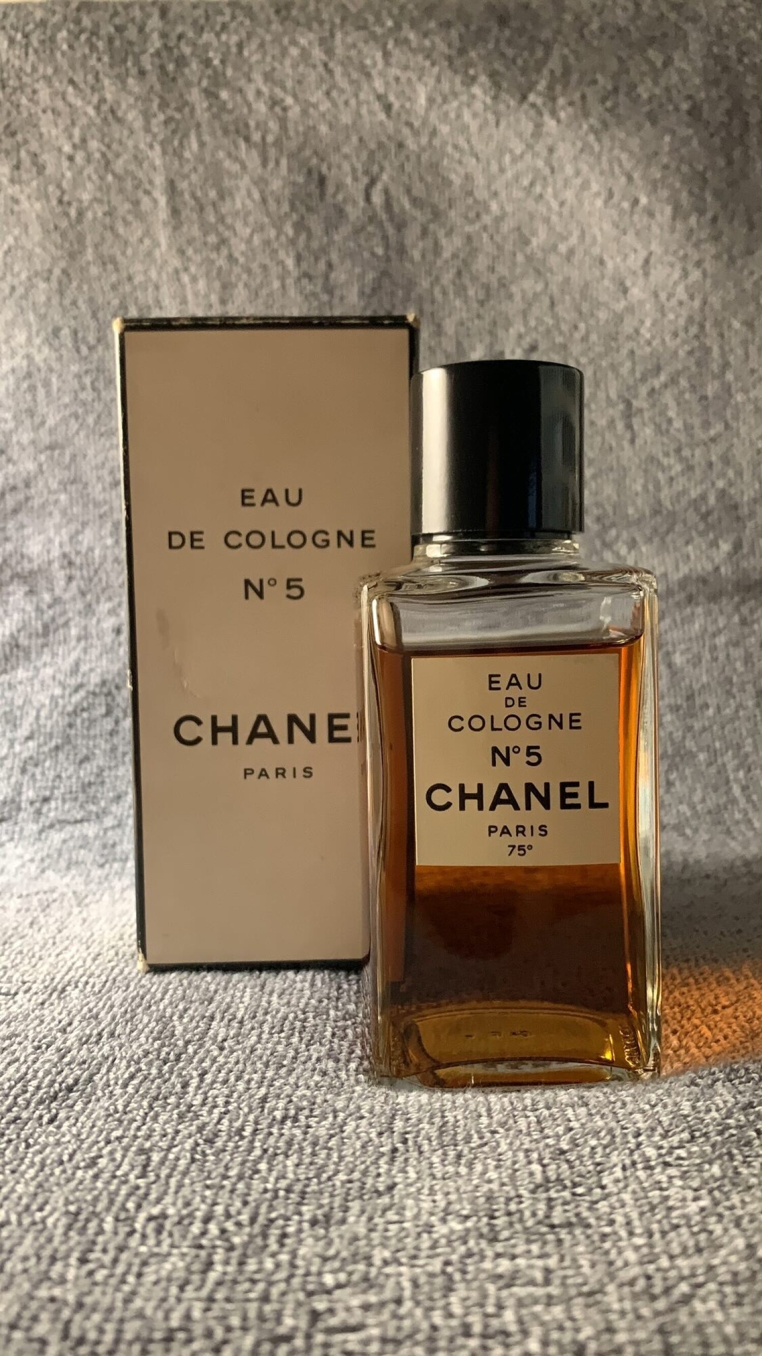 Chanel No 5 Eau de Cologne Chanel άρωμα - ένα άρωμα για γυναίκες