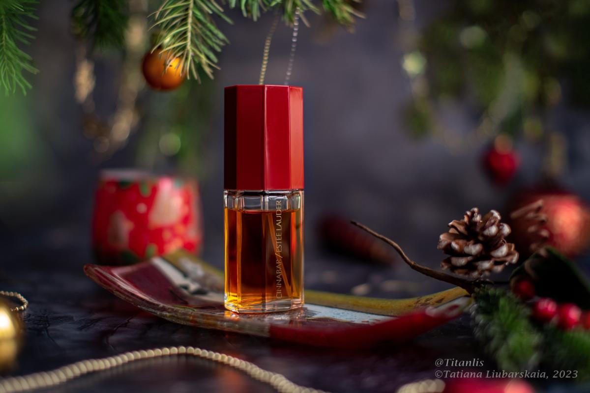 Cinnabar Estée Lauder perfume - a fragrância Feminino 1978