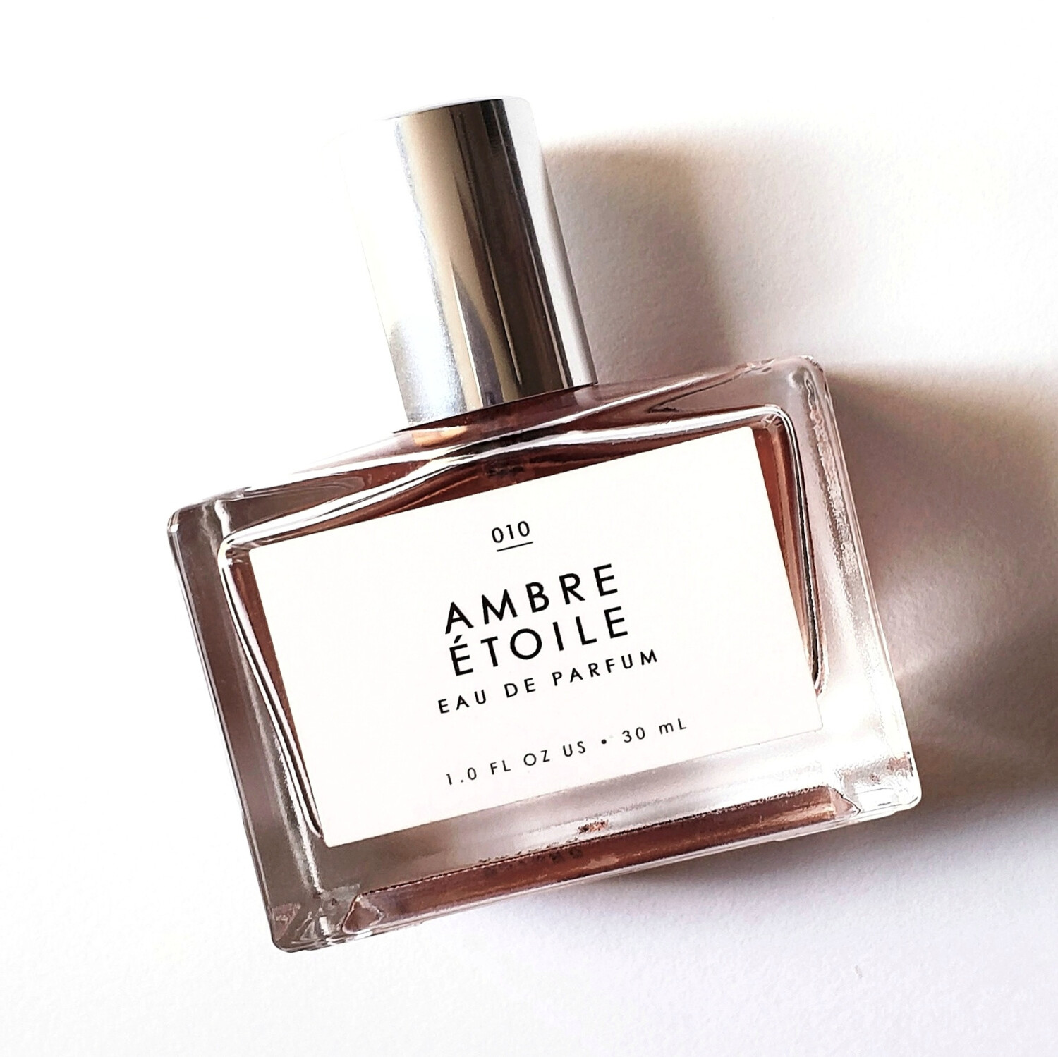 Ambre Étoilé Le Monde Gourmand parfum - un parfum pour femme 2016