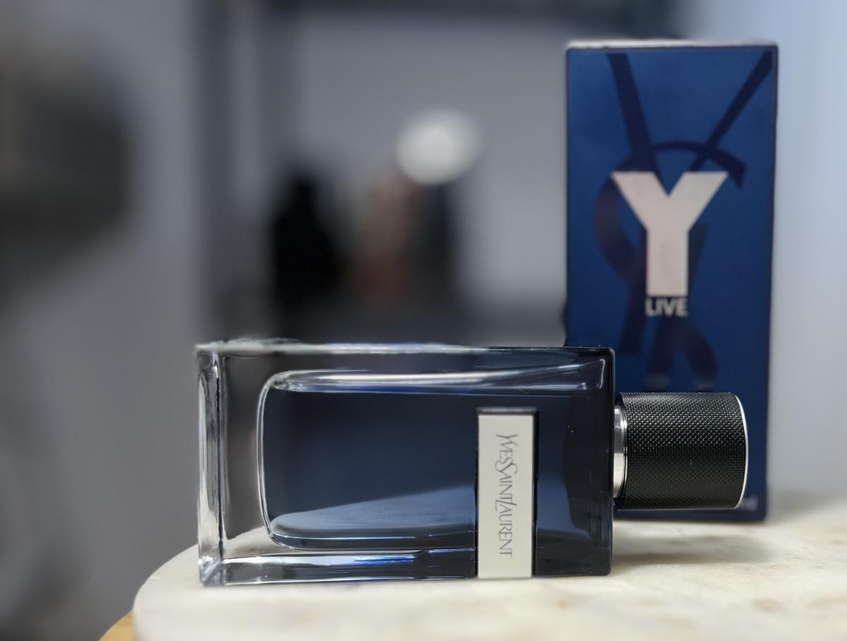 Y Live Yves Saint Laurent Cologne - un parfum pour homme 2019