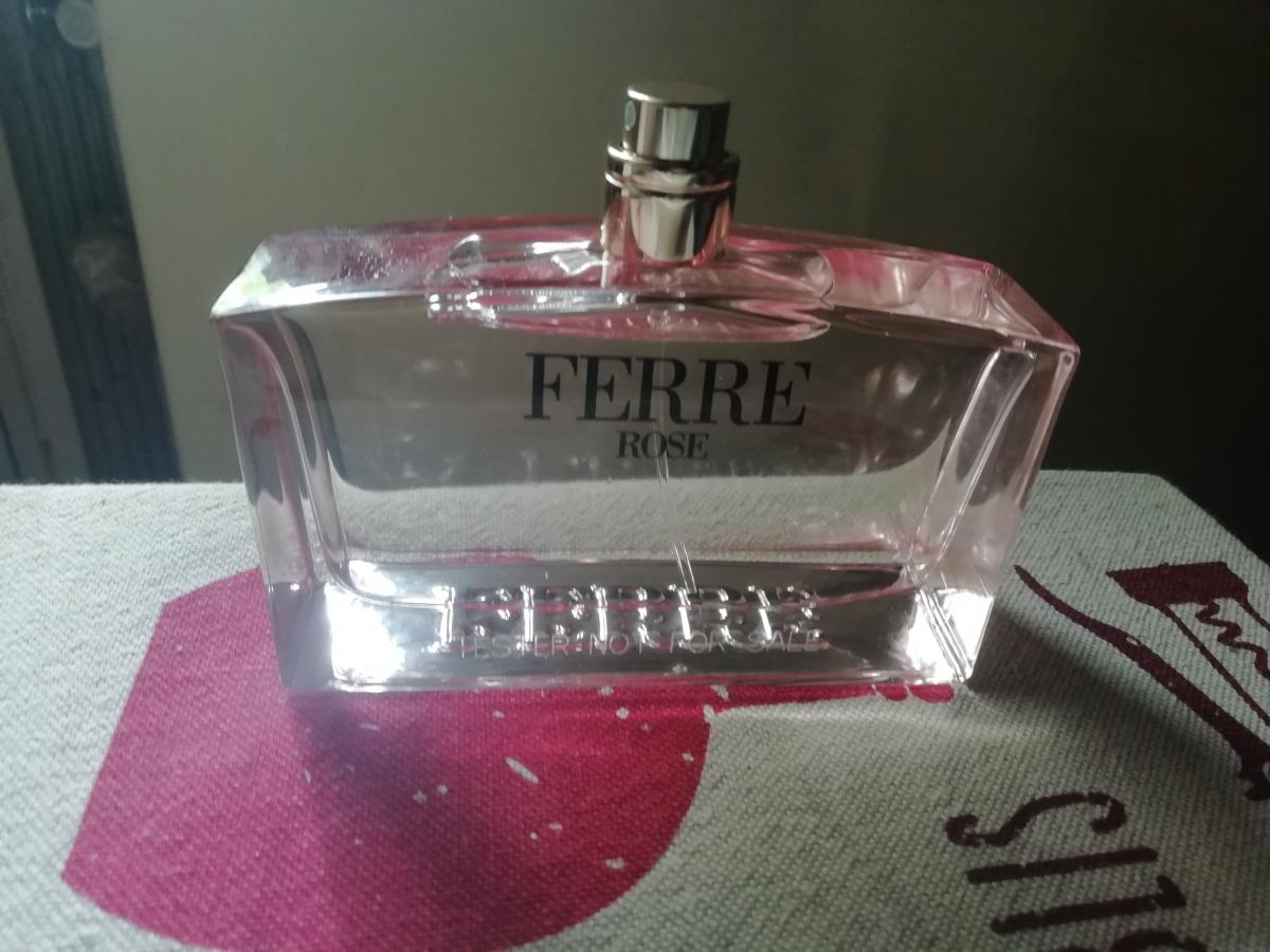 Ferre Rose Gianfranco Ferre fragancia - una fragancia para Mujeres 2007