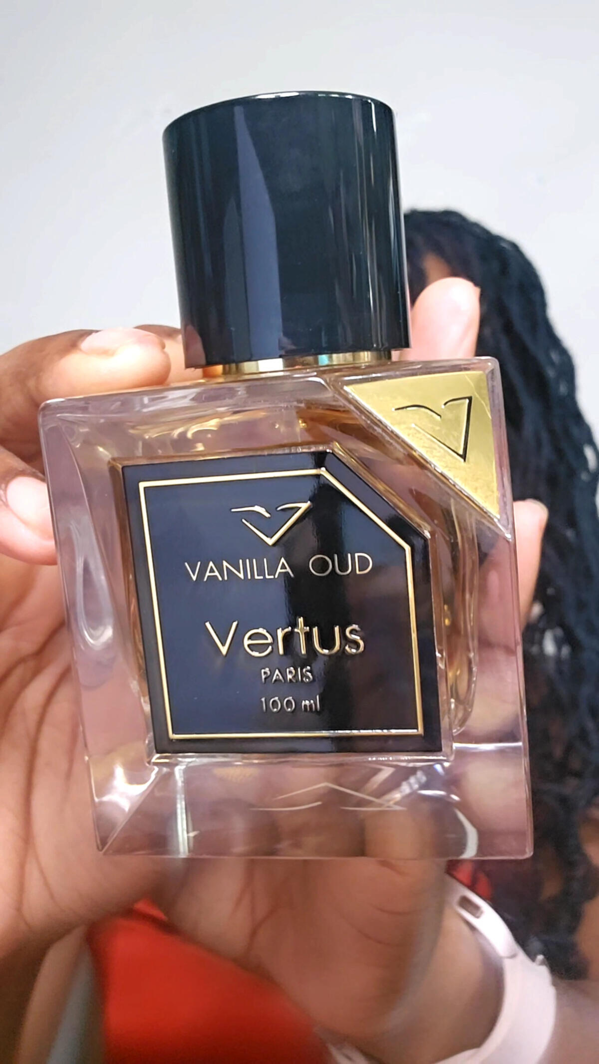 Vanilla Oud Vertus fragancia - una fragancia para Hombres y Mujeres 2015