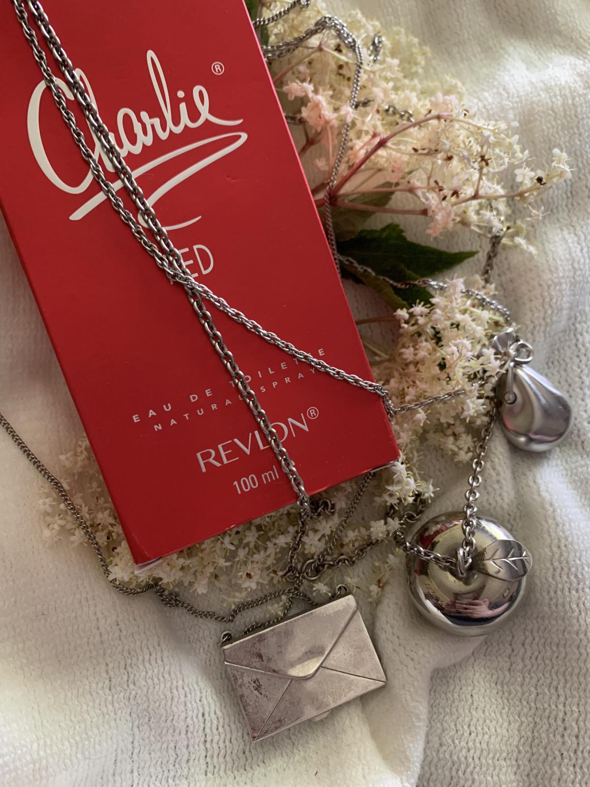 Charlie Blue Revlon parfum - un parfum pour femme 1973