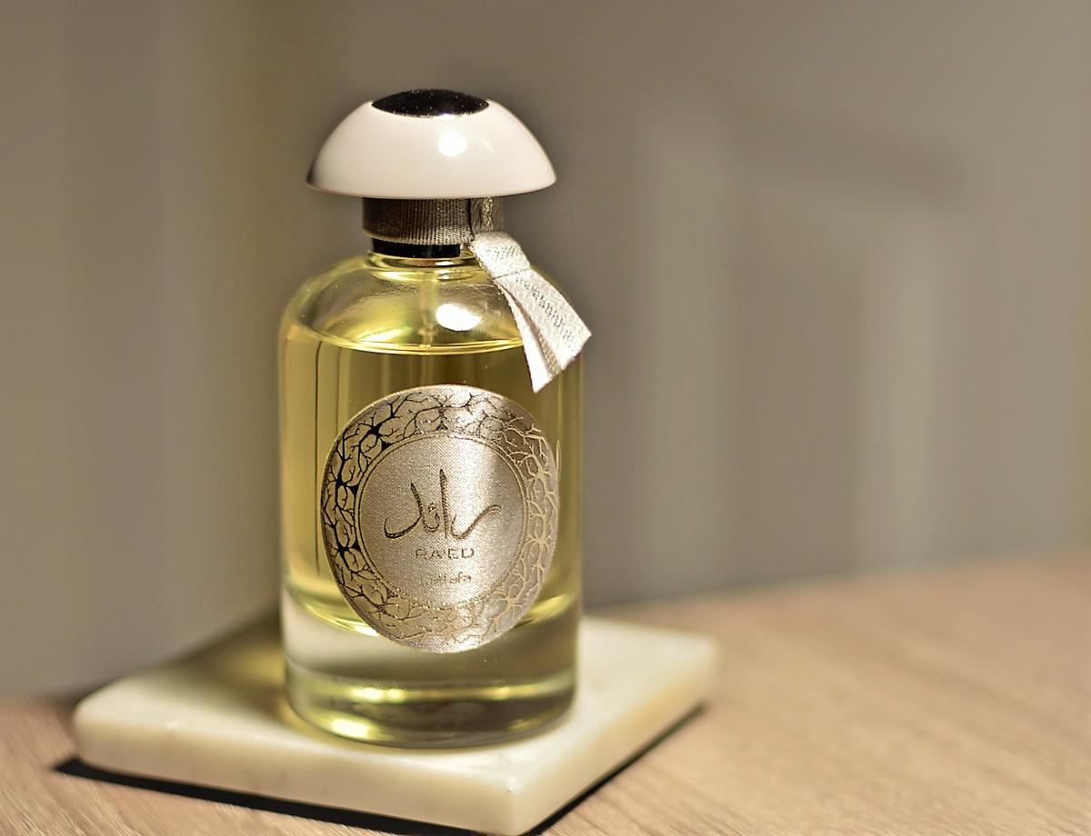 Ra'ed Silver Lattafa Perfumes parfum - un parfum unisex 2021