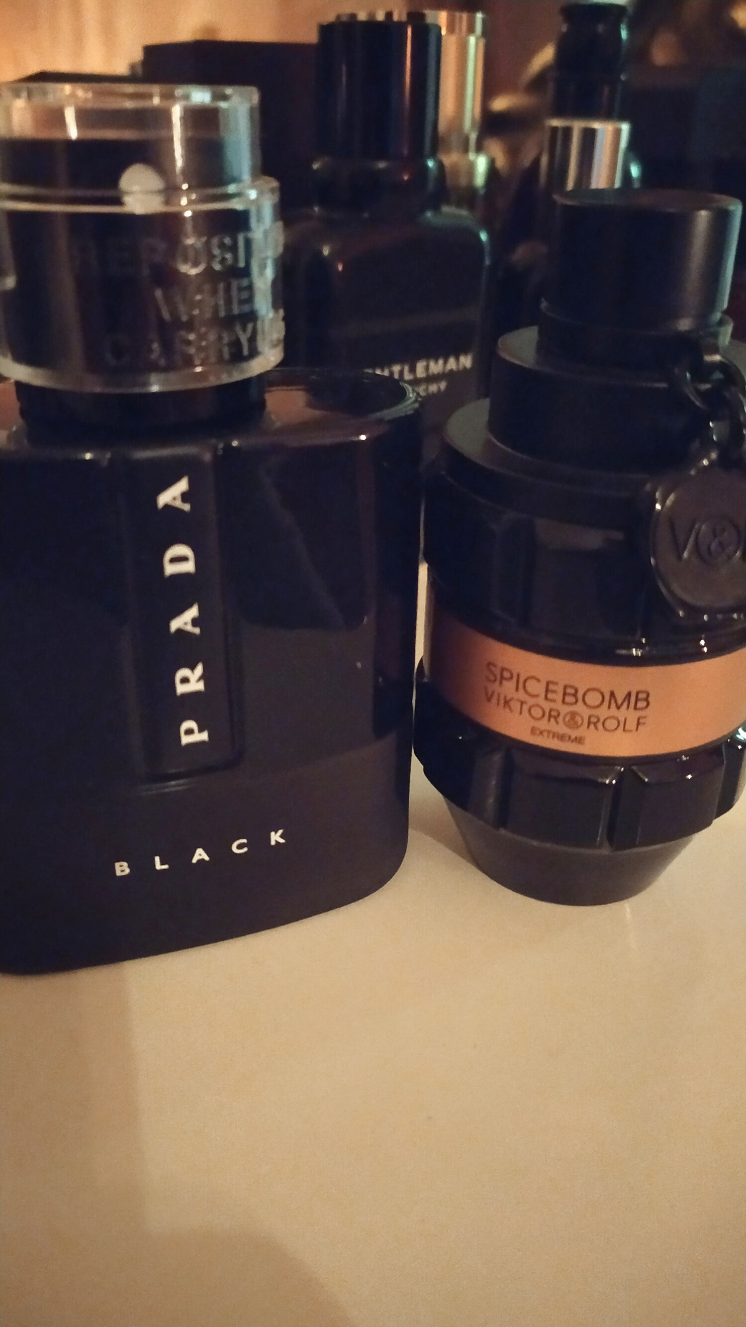 Spicebomb Extreme Viktor&Rolf - una fragranza da uomo 2015