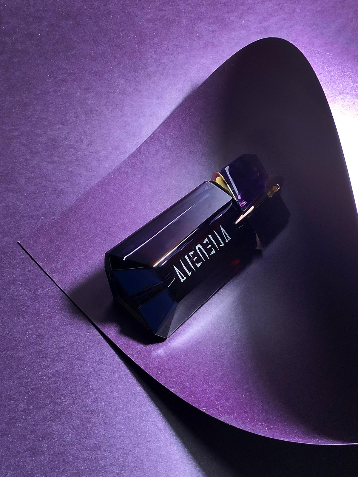 Alien Mugler perfume - a fragrância Feminino 2005