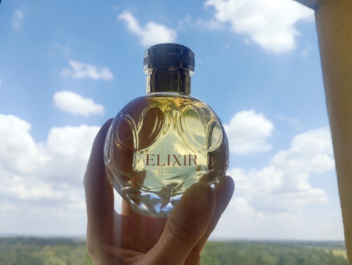 Elixir Elie Saab parfum - een nieuwe geur voor dames 2023