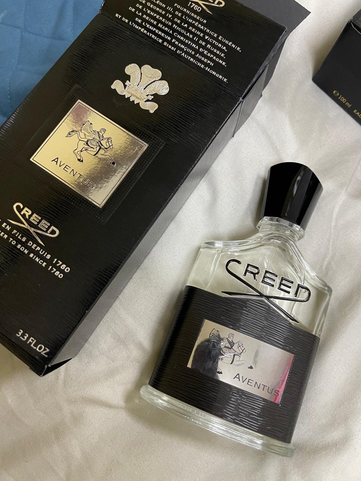 Aventus Creed Colonia - una fragancia para Hombres 2010