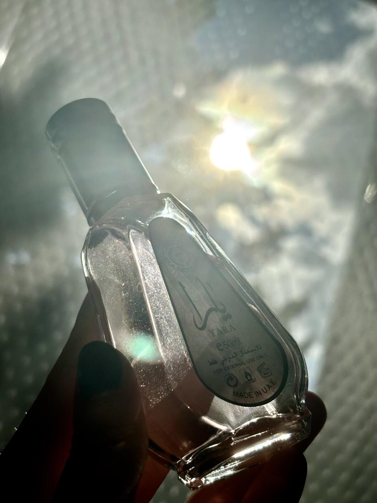 Yara Lattafa Perfumes parfum - un parfum pour femme 2020