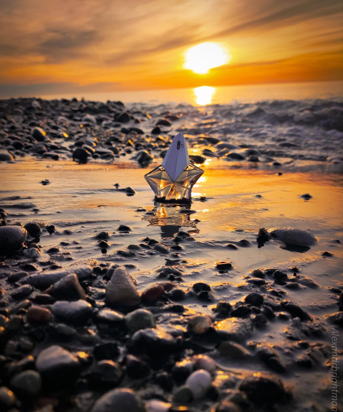 Angel Mugler perfume - a fragrância Feminino 1992