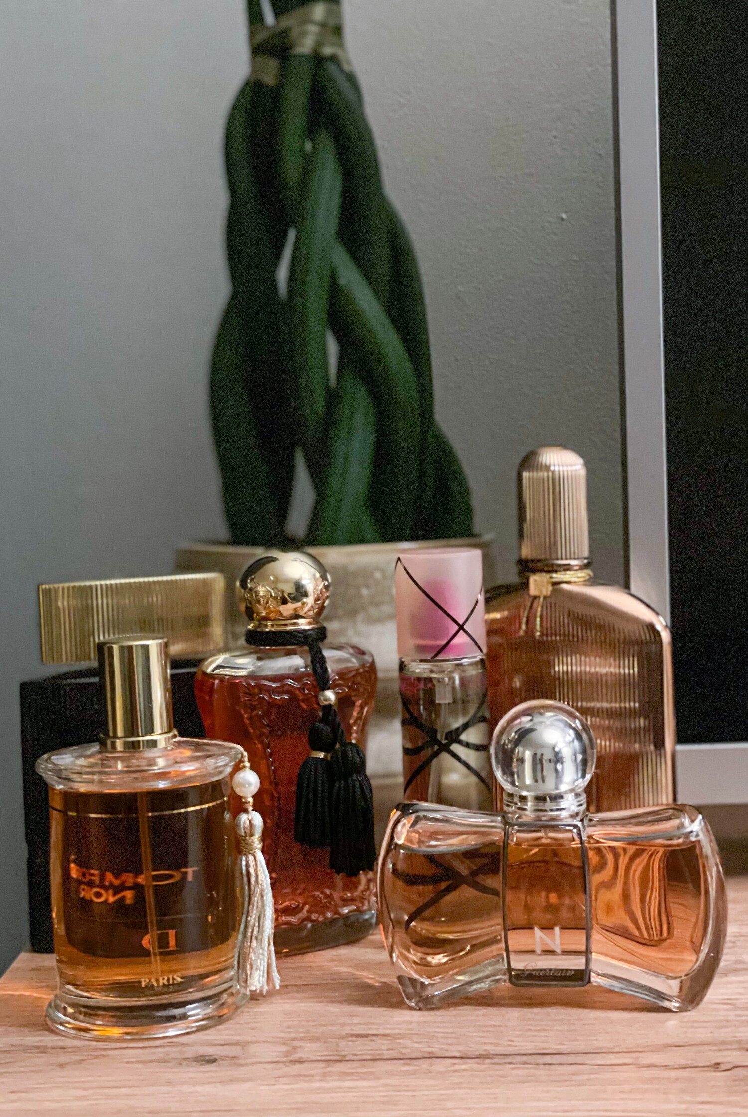Peche Cardinal MDCI Parfums parfum - un parfum pour femme 2008