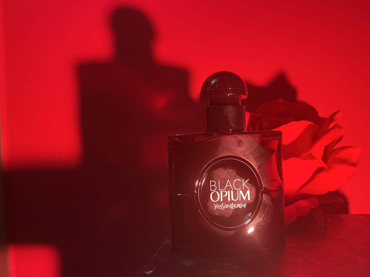 Black Opium Over Red Yves Saint Laurent perfume - a novo fragrância Feminino 2024