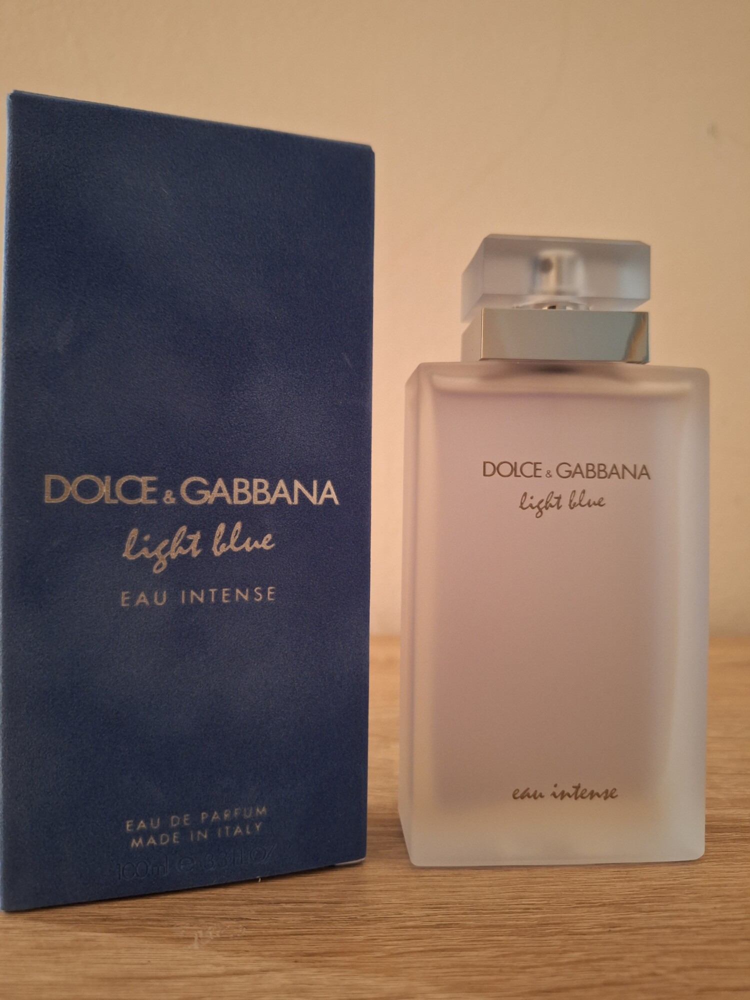 Light Blue Eau Intense Dolce&Gabbana perfume - a fragrância Feminino 2017