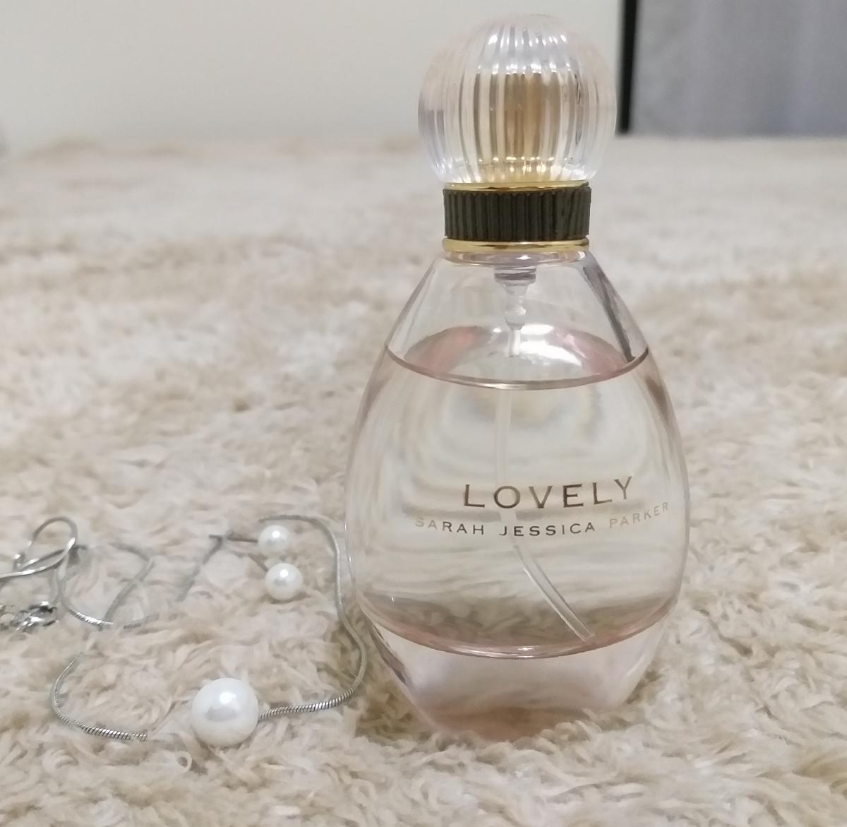 Lovely Sarah Jessica Parker perfume - a fragrância Feminino 2005