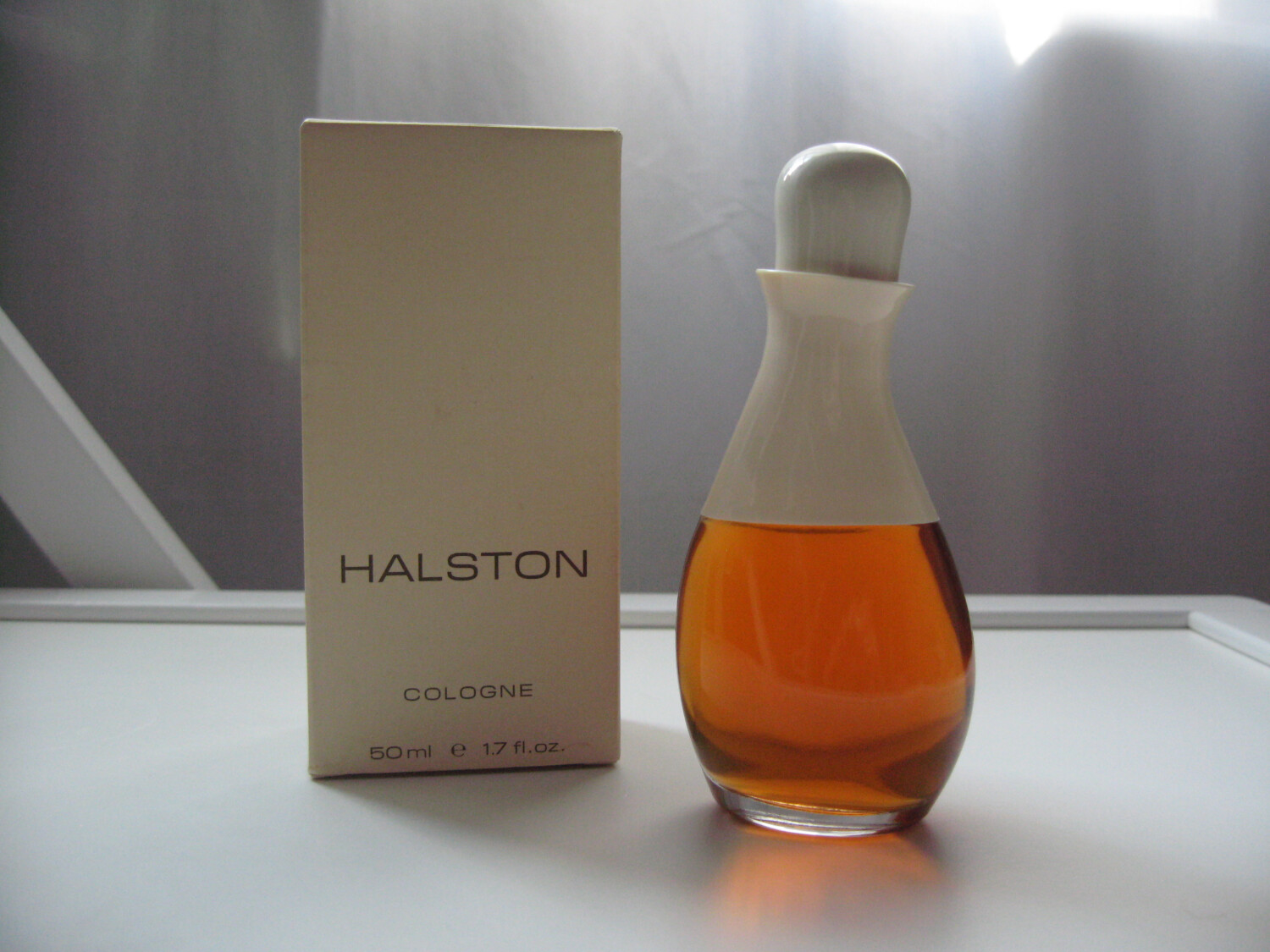 Halston Classic Halston Parfum - ein es Parfum für Frauen 1975