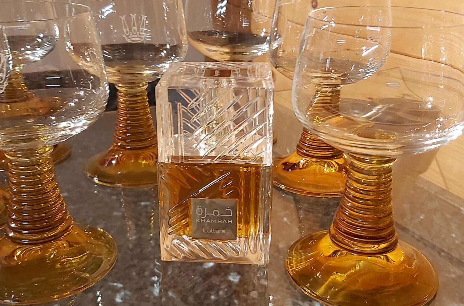 Khamrah Lattafa Perfumes parfum - un nou parfum unisex 2022