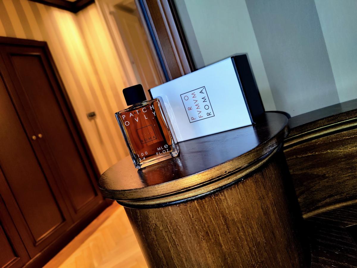 Patchouly Profumum Roma - una fragranza unisex 2004