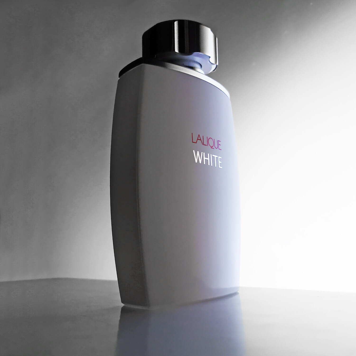 Lalique White Lalique Cologne - un parfum pour homme 2008