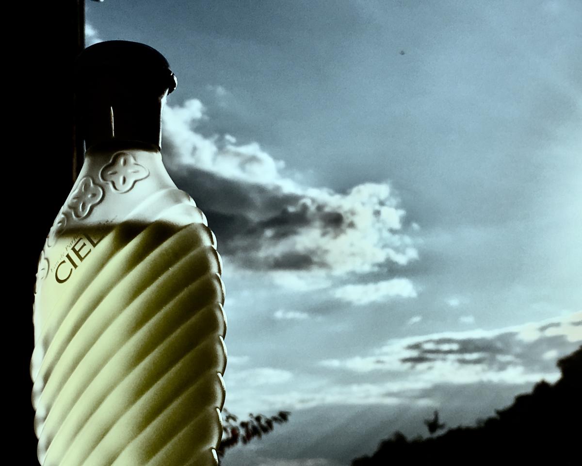 Ciel Ulric de Varens perfume - a fragrância Feminino