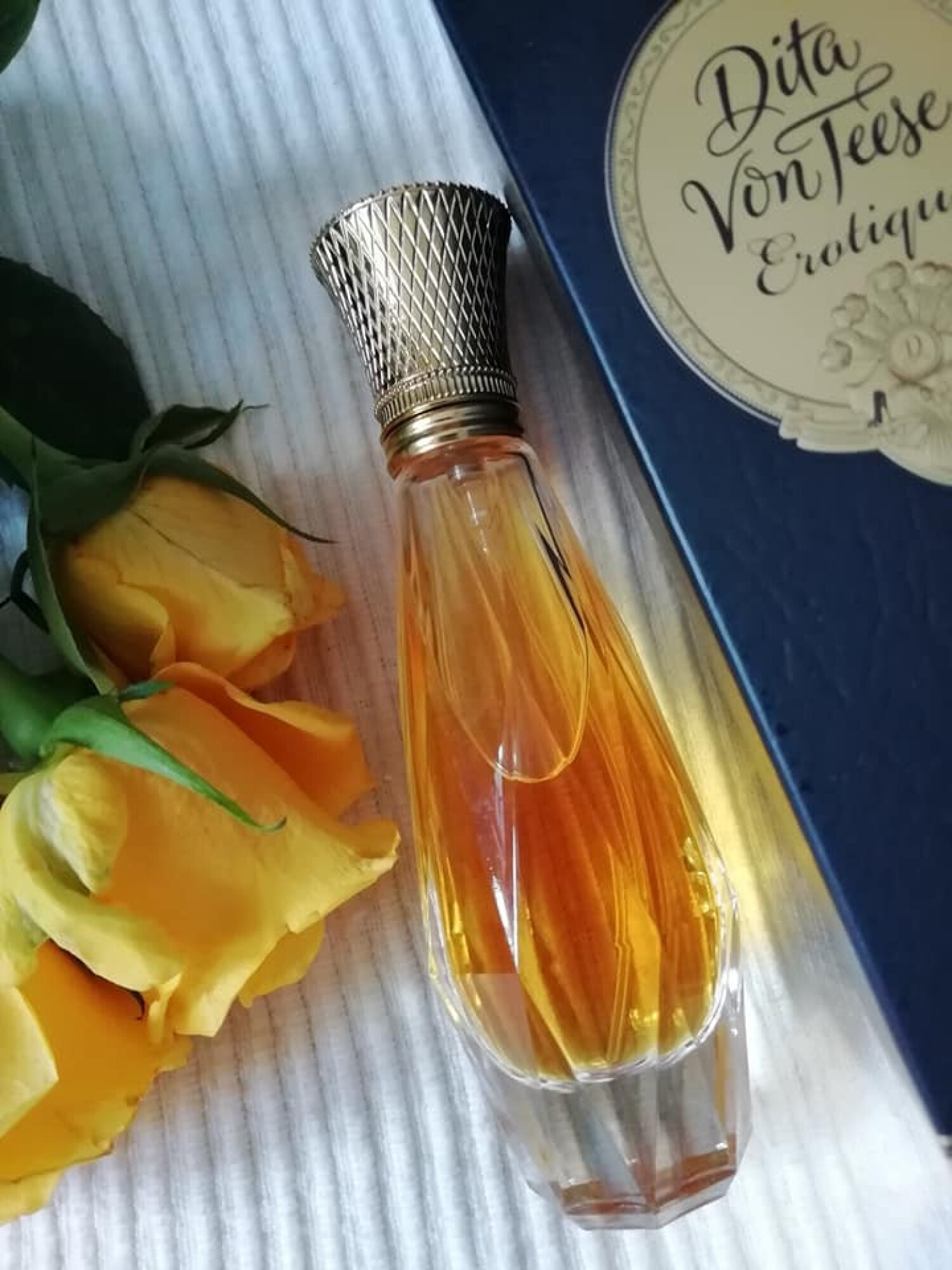 Erotique Dita Von Teese Parfum - ein es Parfum für Frauen 2013
