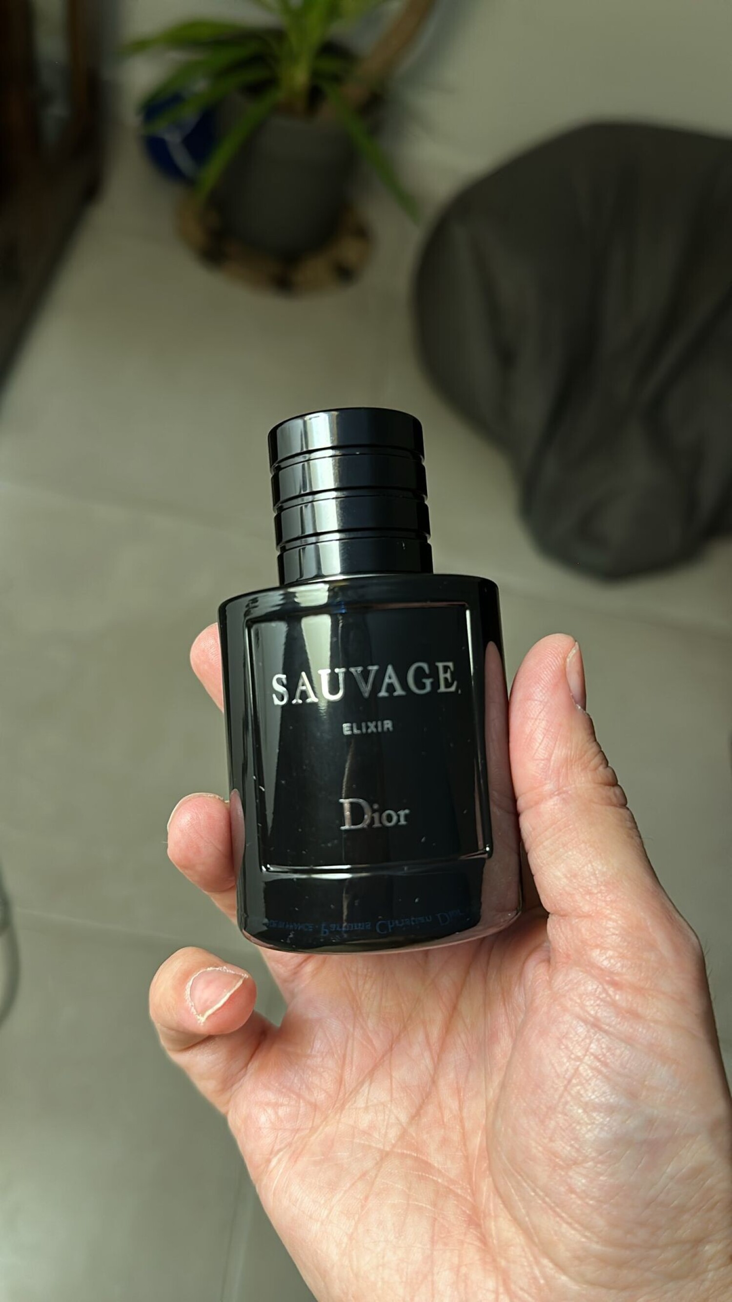 Sauvage Elixir Dior Cologne - un parfum pour homme 2021