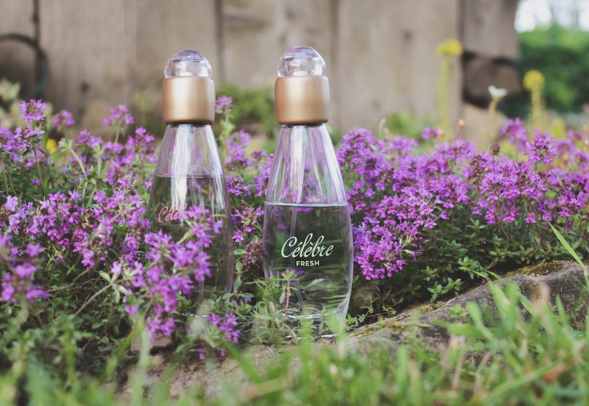 Célèbre Avon άρωμα - ένα άρωμα για γυναίκες