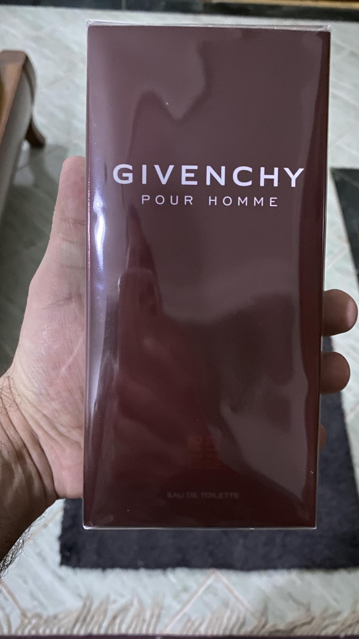 Givenchy pour Homme Givenchy Cologne - un parfum pour homme 2002