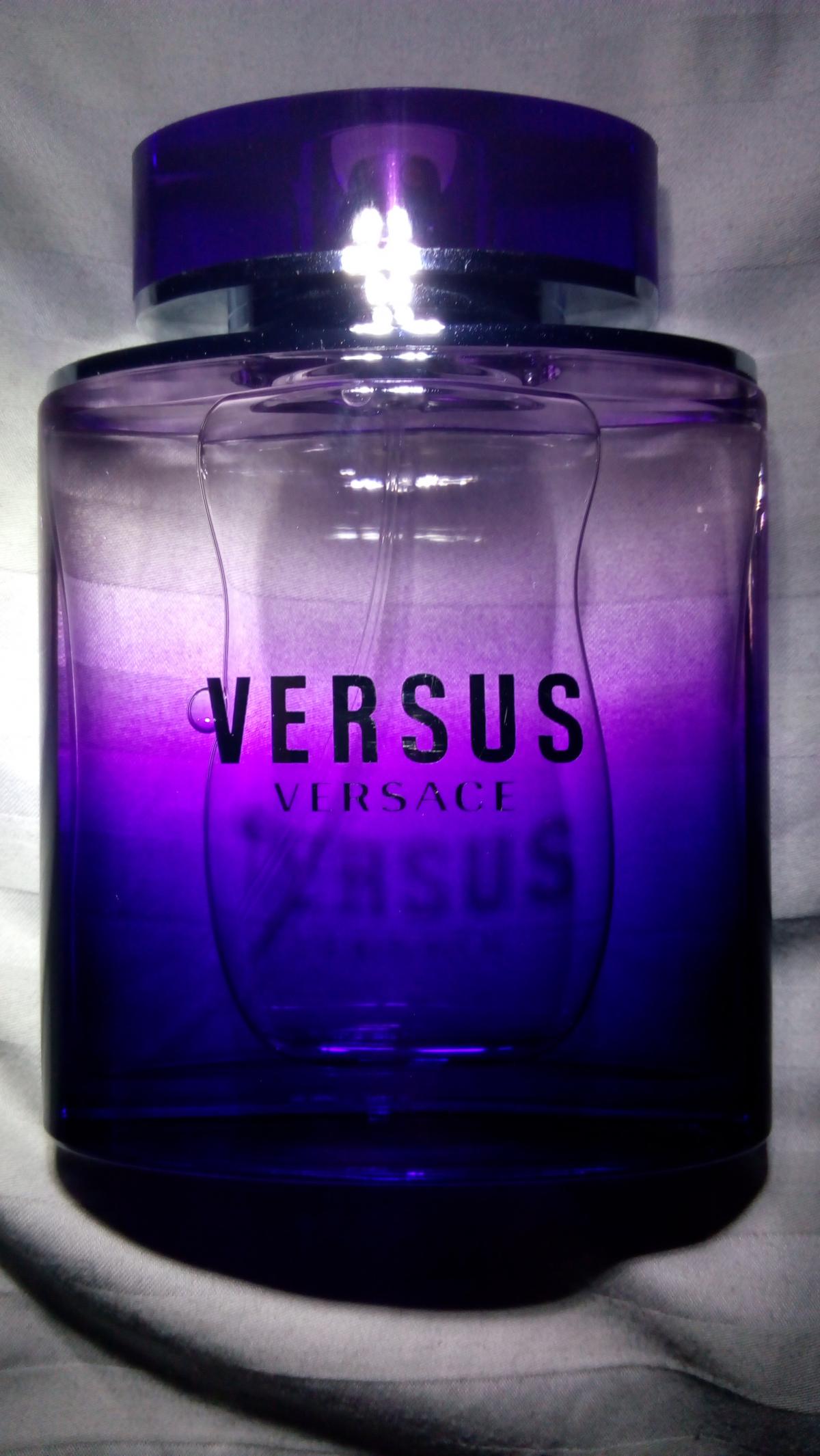Versus Versace perfume - a fragrância Feminino 2010