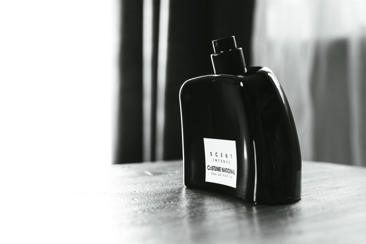Scent Intense CoSTUME NATIONAL άρωμα - ένα άρωμα για γυναίκες και ...