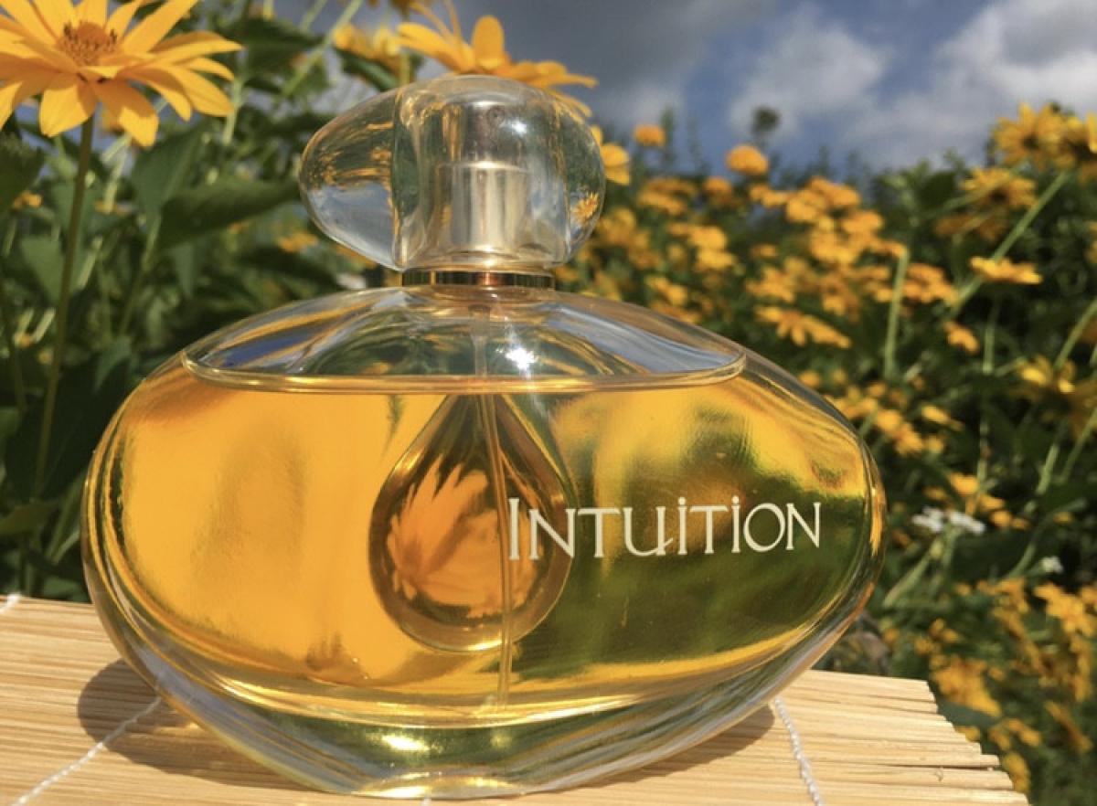Intuition Estée Lauder parfum - un parfum pour femme 2000
