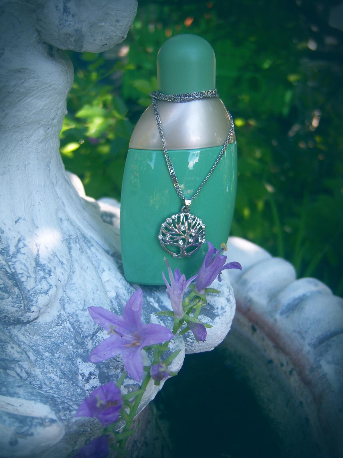 Eden Cacharel perfume - a fragrância Feminino 1994