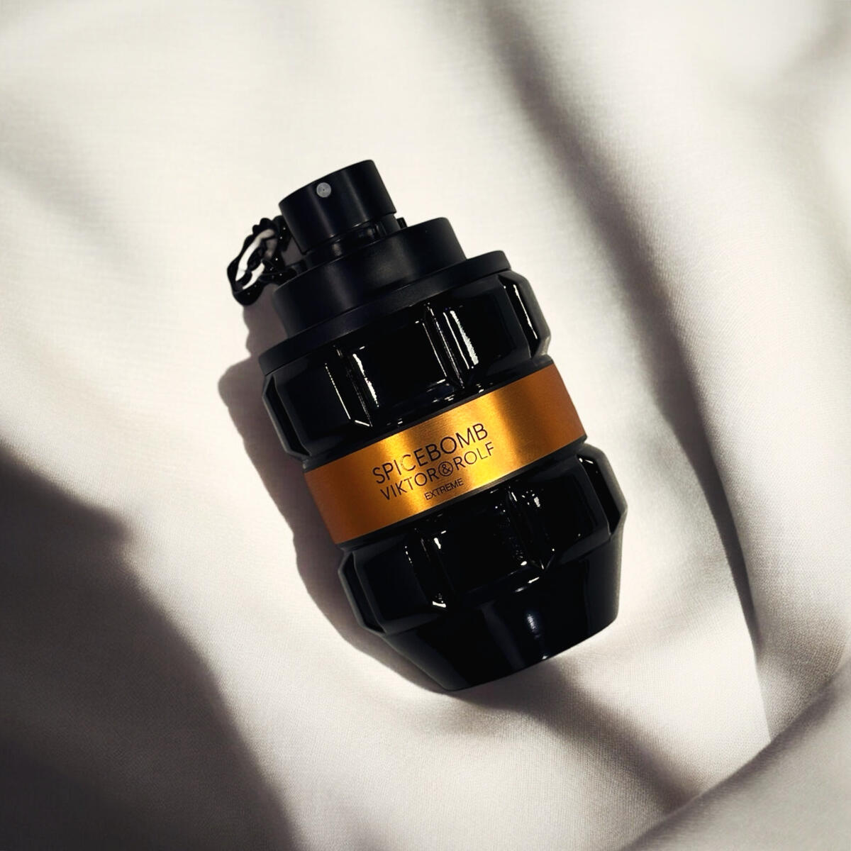 Spicebomb Extreme Viktor&Rolf Colônia - a fragrância Masculino 2015