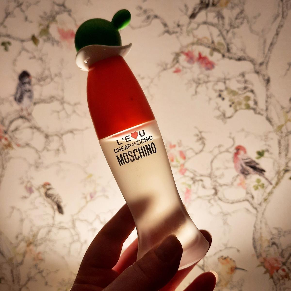 L'Eau Cheap and Chic Moschino fragancia - una fragancia para Mujeres 2001