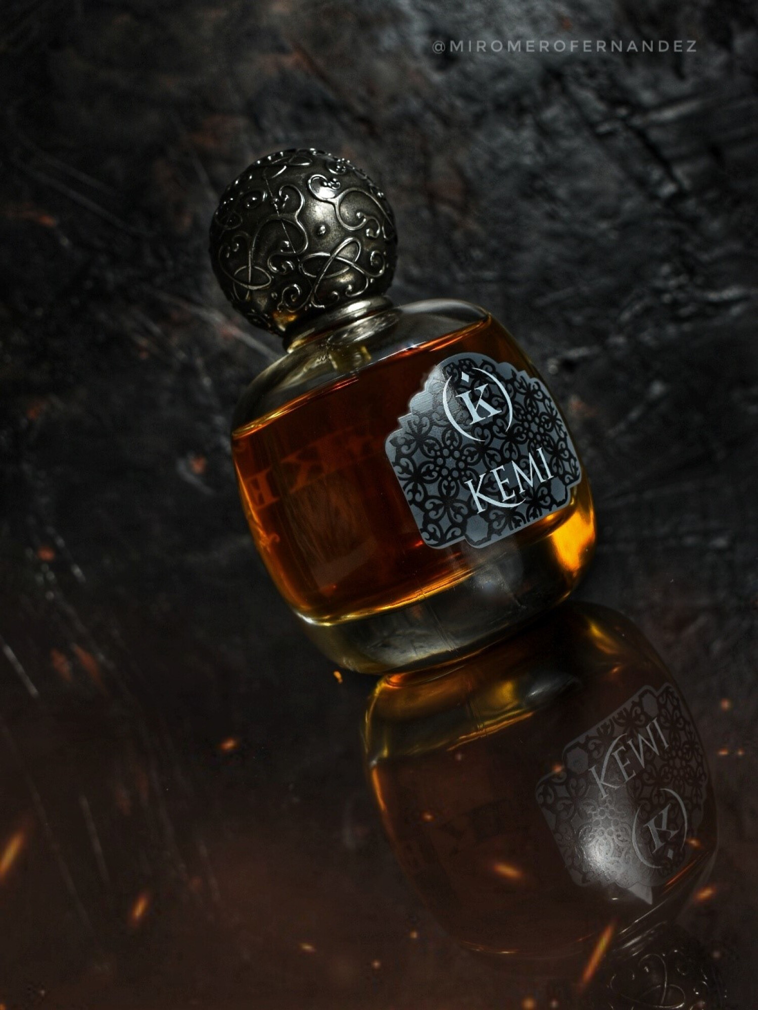 Kemi Kemi Blending Magic Parfum - ein es Parfum für Frauen und Männer 2014